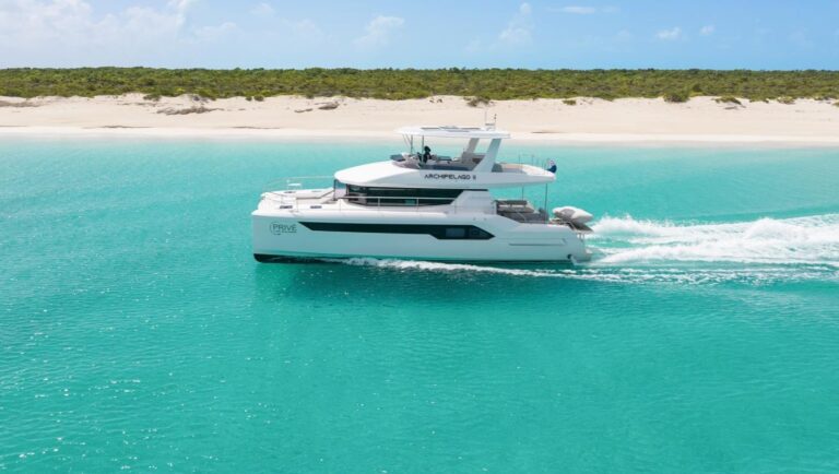 Our fleet - Luxury Yacht Charters in the Turks and Caicos Islands